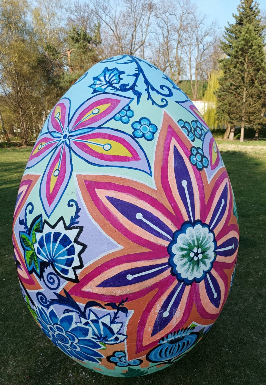 Solve Happy Easter jigsaw puzzle online with 70 pieces