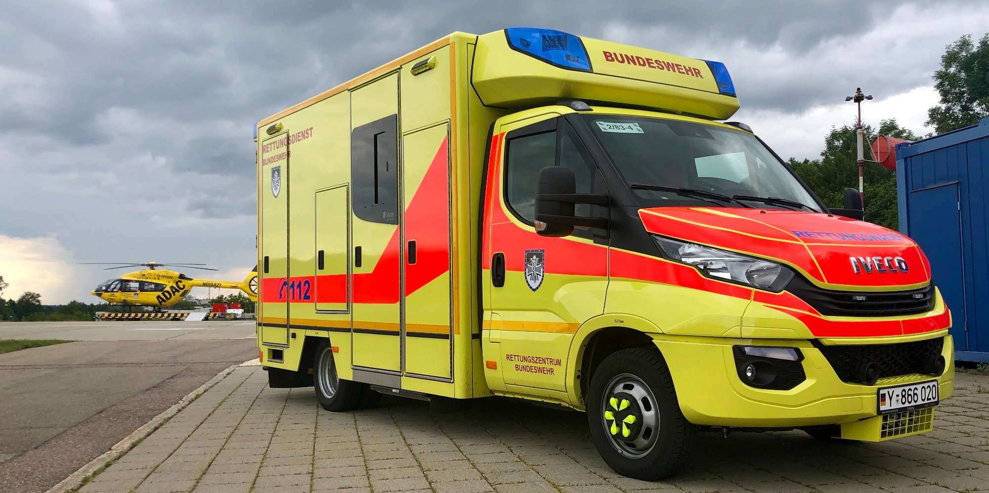 Solve RTW-Bw-03 jigsaw puzzle online with 210 pieces