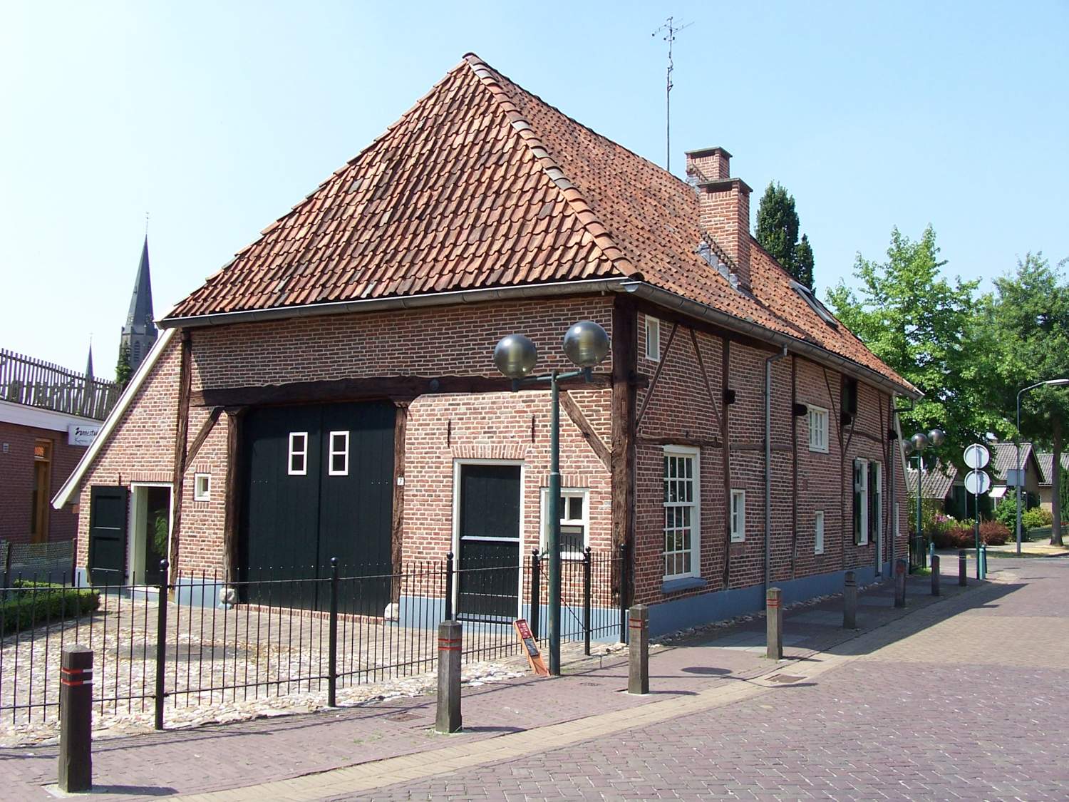 Solve Former blacksmith premises jigsaw puzzle online with 80 pieces