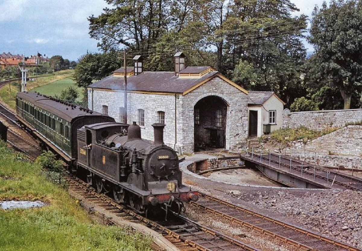 Solve SR Class M7 4-4-0 30060 at Swanage, 1957. jigsaw puzzle online ...