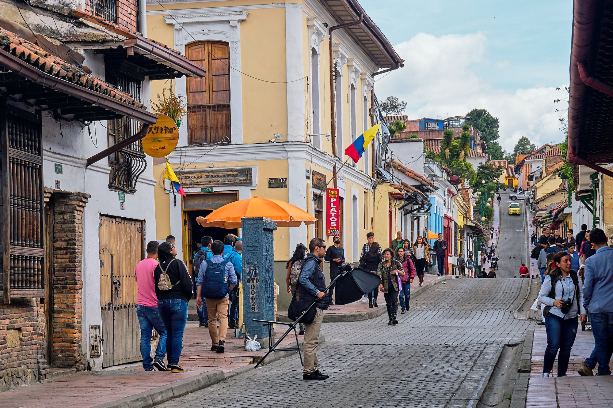 Solve Bogota, Colombia jigsaw puzzle online with 600 pieces