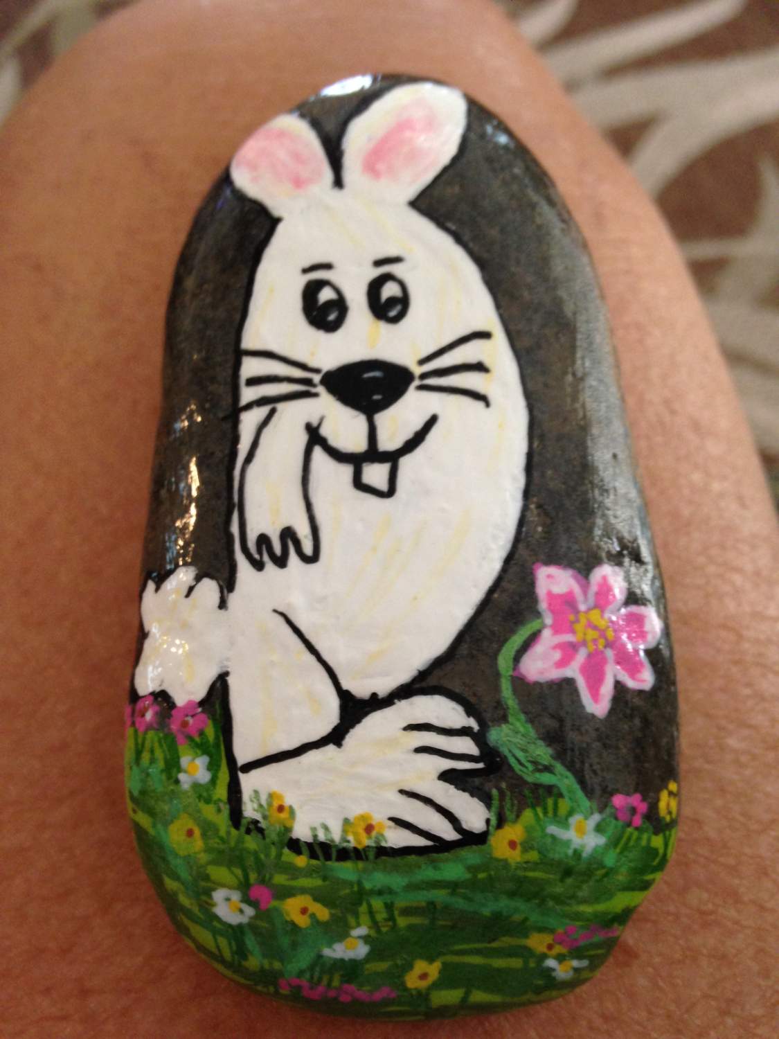 Solve Honey Bunny jigsaw puzzle online with 204 pieces