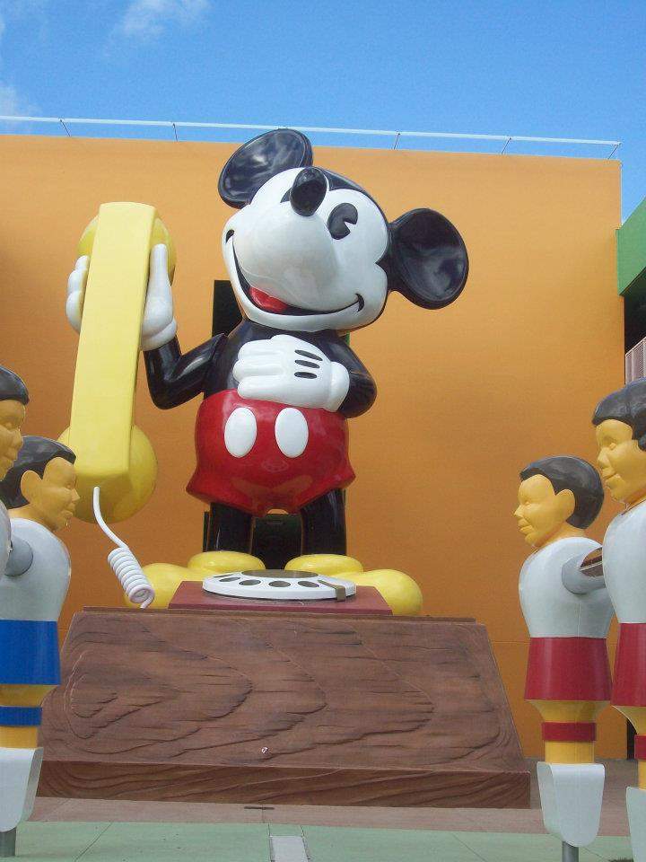 Jigsaw Puzzle | Mickey Mouse Phone | 208 pieces | Jigidi