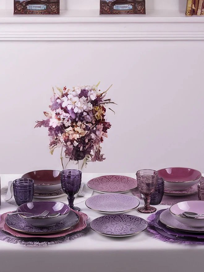 Solve purple plates jigsaw puzzle online with 35 pieces