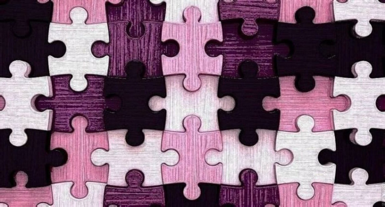 Solve purple puzzle jigsaw puzzle online with 312 pieces