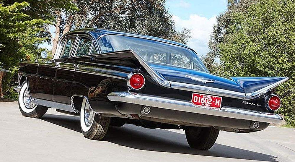 Solve 59buick-rear jigsaw puzzle online with 144 pieces
