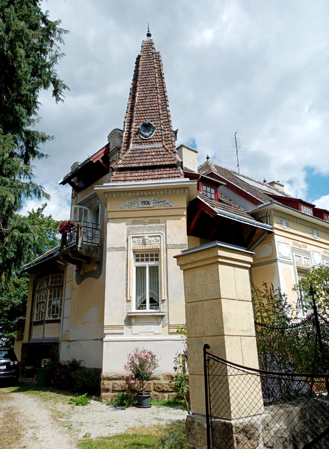 Solve in Austria jigsaw puzzle online with 70 pieces