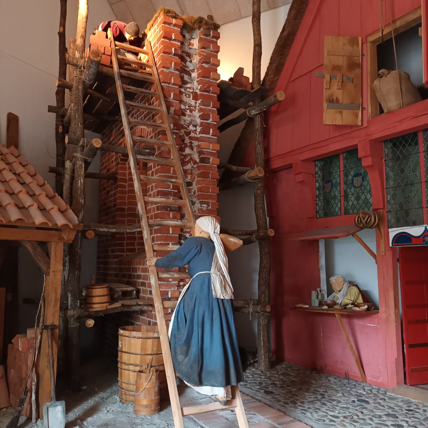 Solve VIKING MUSEUM DANMARK ♫ jigsaw puzzle online with 81 pieces