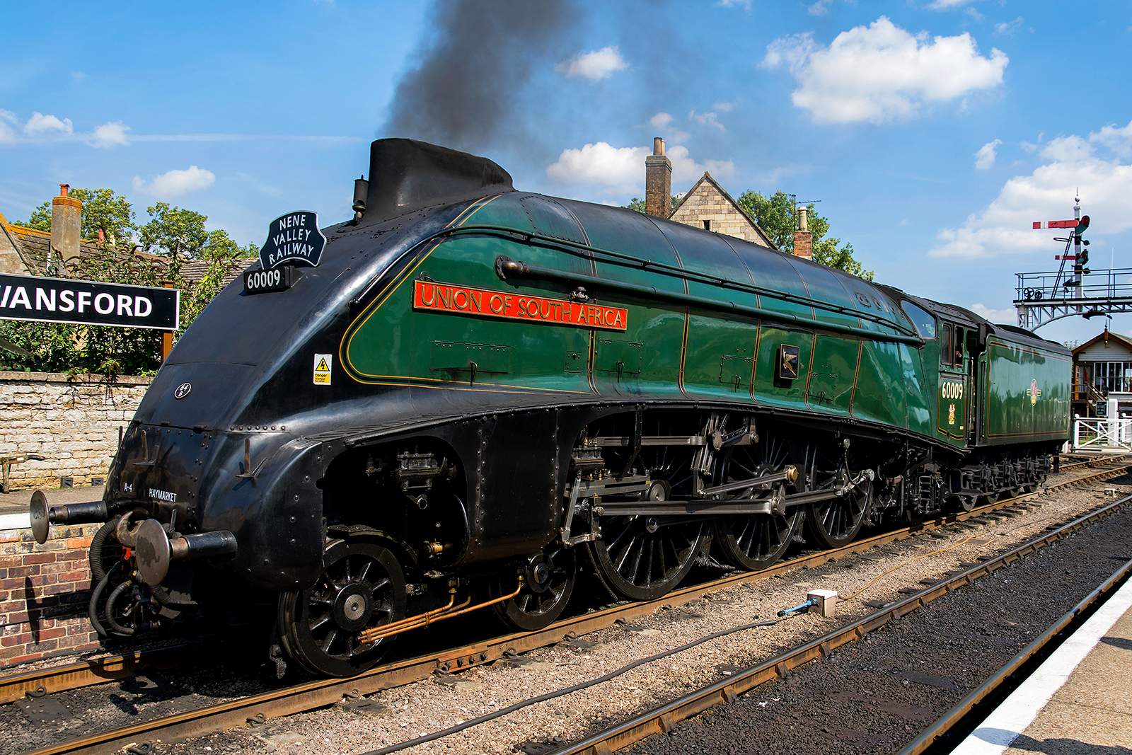 Solve LNER Class A4 4-6-2 60009 Union of South Africa. jigsaw puzzle ...