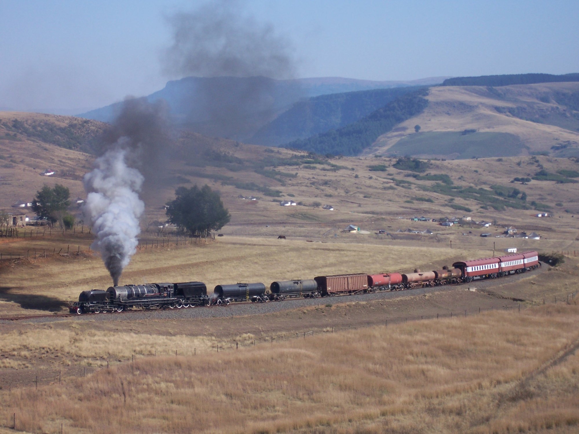 Solve Garratt at Creighton, South Africa jigsaw puzzle online with 176 pieces