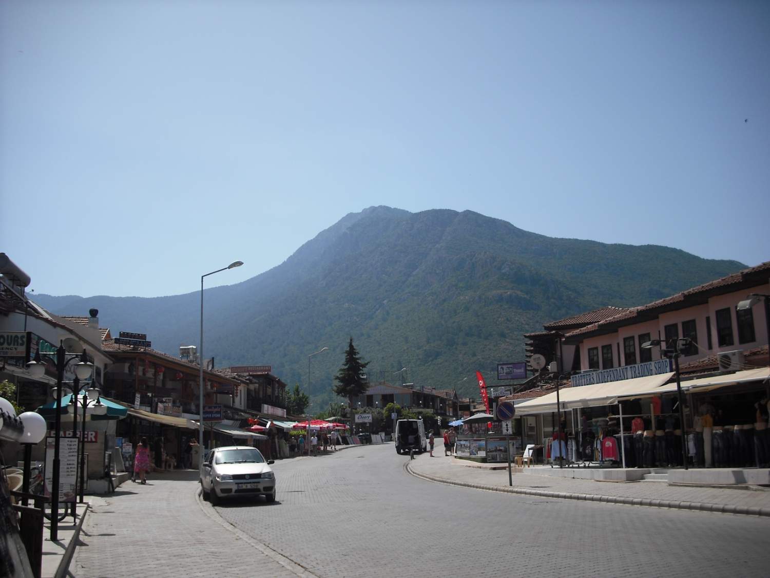 Solve Hisaronu, Turkey jigsaw puzzle online with 48 pieces