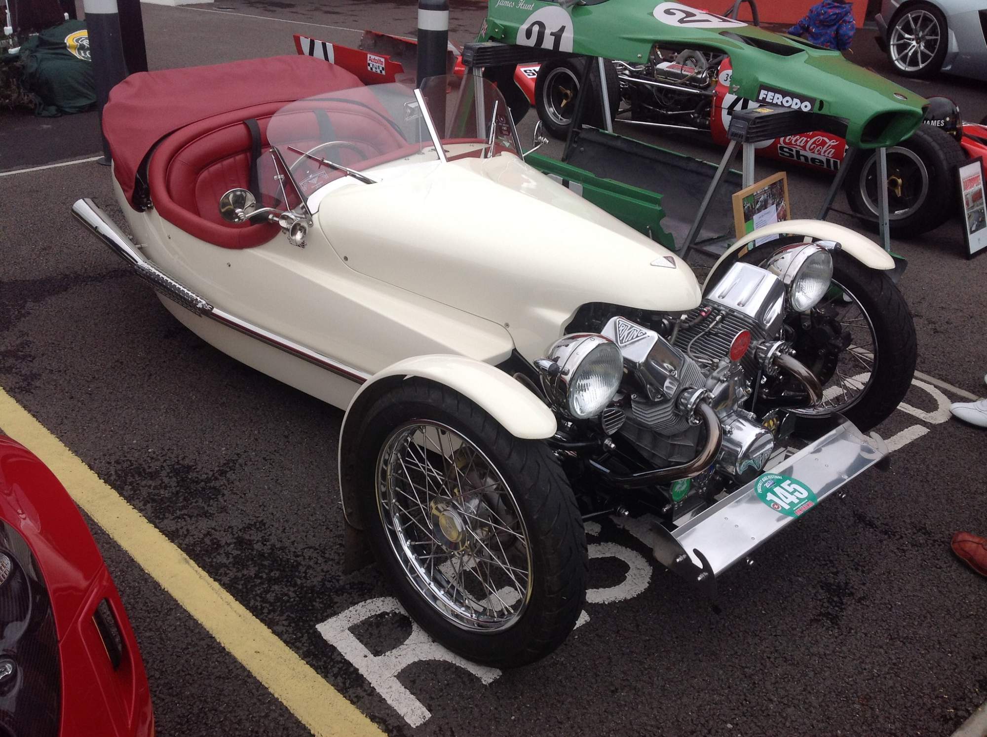 Solve Triking "3-wheeler" - 2013 jigsaw puzzle online with 234 pieces