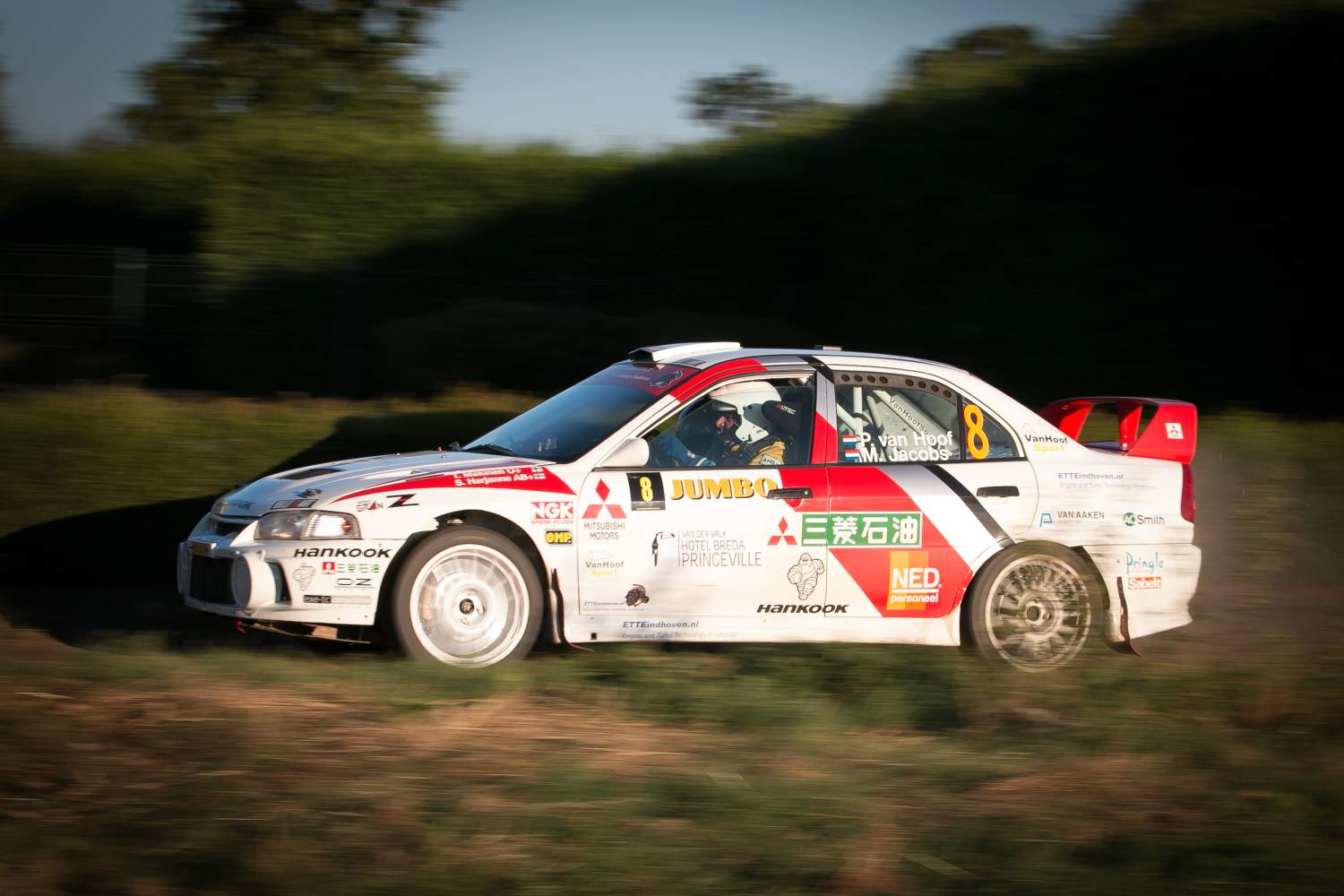 Solve Piet van Hoof GTC Rally 2019 jigsaw puzzle online with 77 pieces