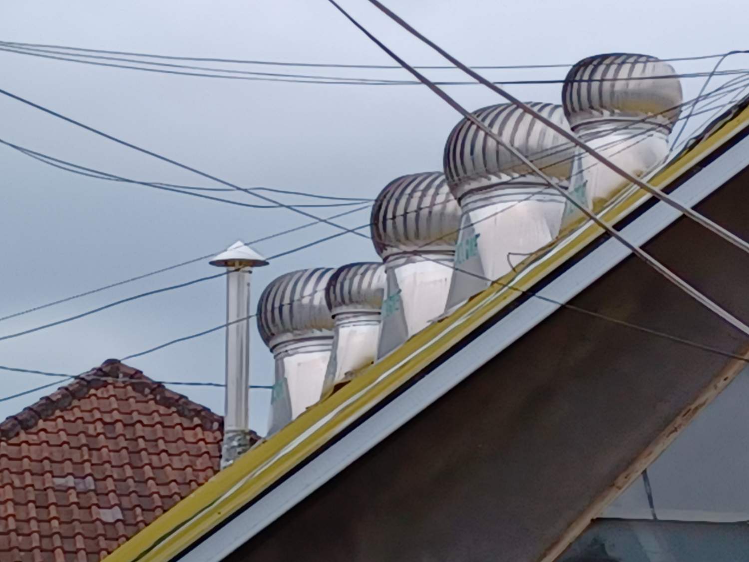 Jigsaw Puzzle | Rooftop - Coffee-roasting facility - Ubud, Bali | 63 ...