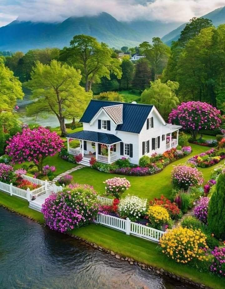 Solve Beautiful.... jigsaw puzzle online with 130 pieces