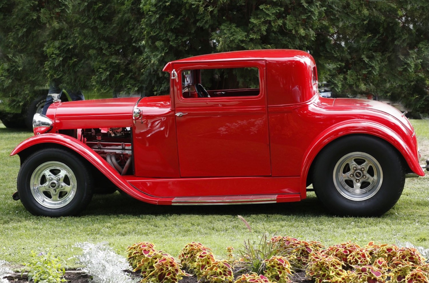Solve 1932 Ford- The Beach Boys “Little Deuce Coupe “ jigsaw puzzle ...