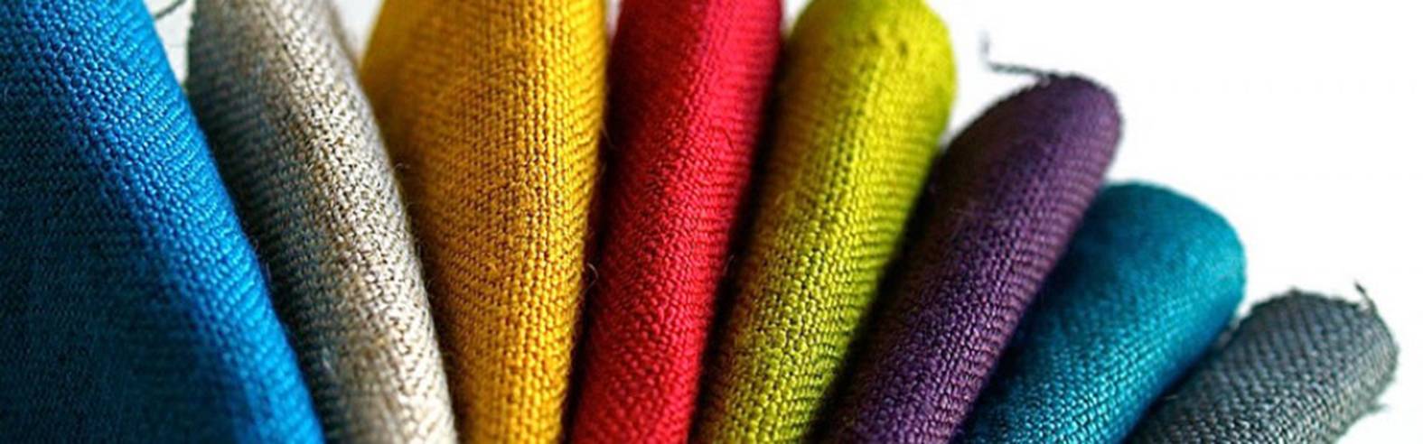 Solve color fabrics jigsaw puzzle online with 279 pieces