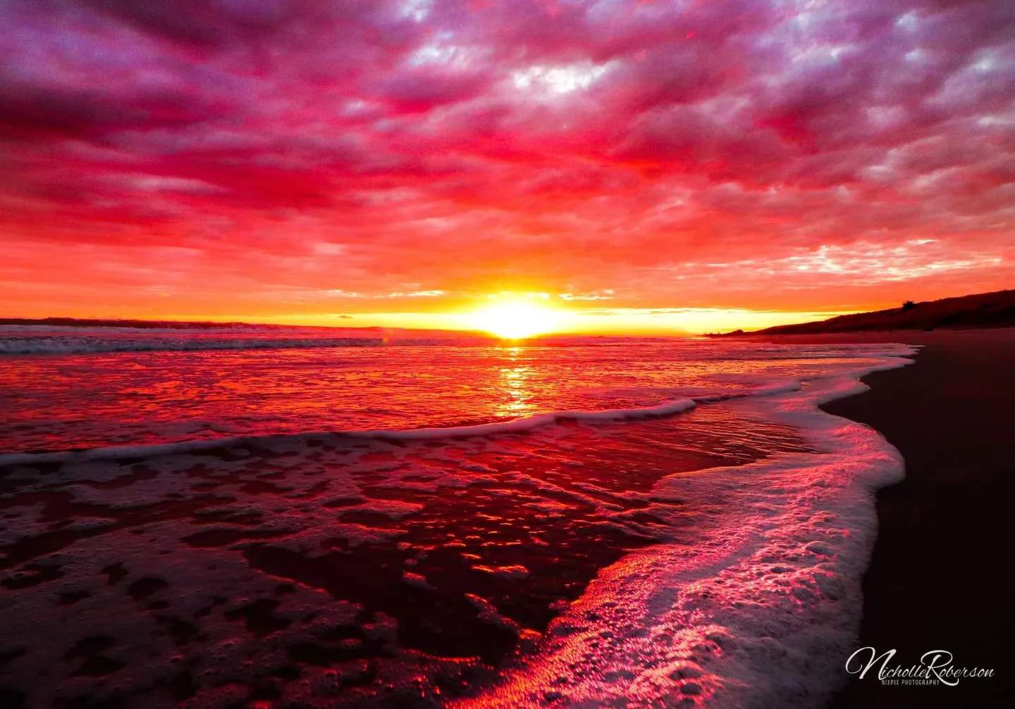 Solve Papamoa beach Sunset, Tauranga, NZ. jigsaw puzzle online with 408 ...