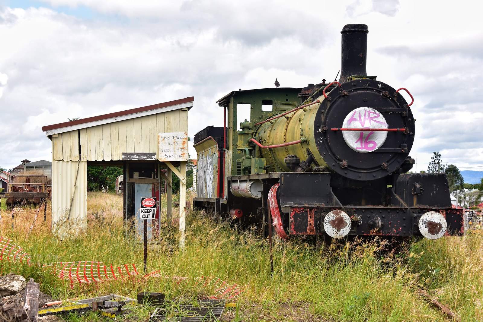 Solve qr#705 built 1926 was wheeled out from security open for all ...