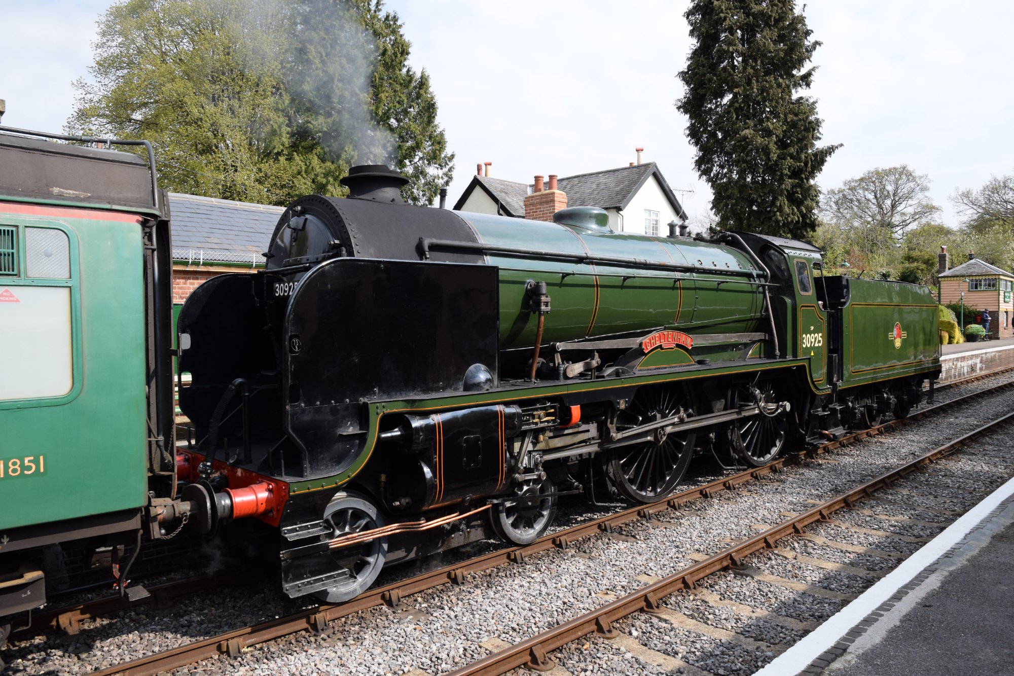 Solve SR V Class 'Schools' 4-4-0 30925 Cheltenham at Medstead and Four ...