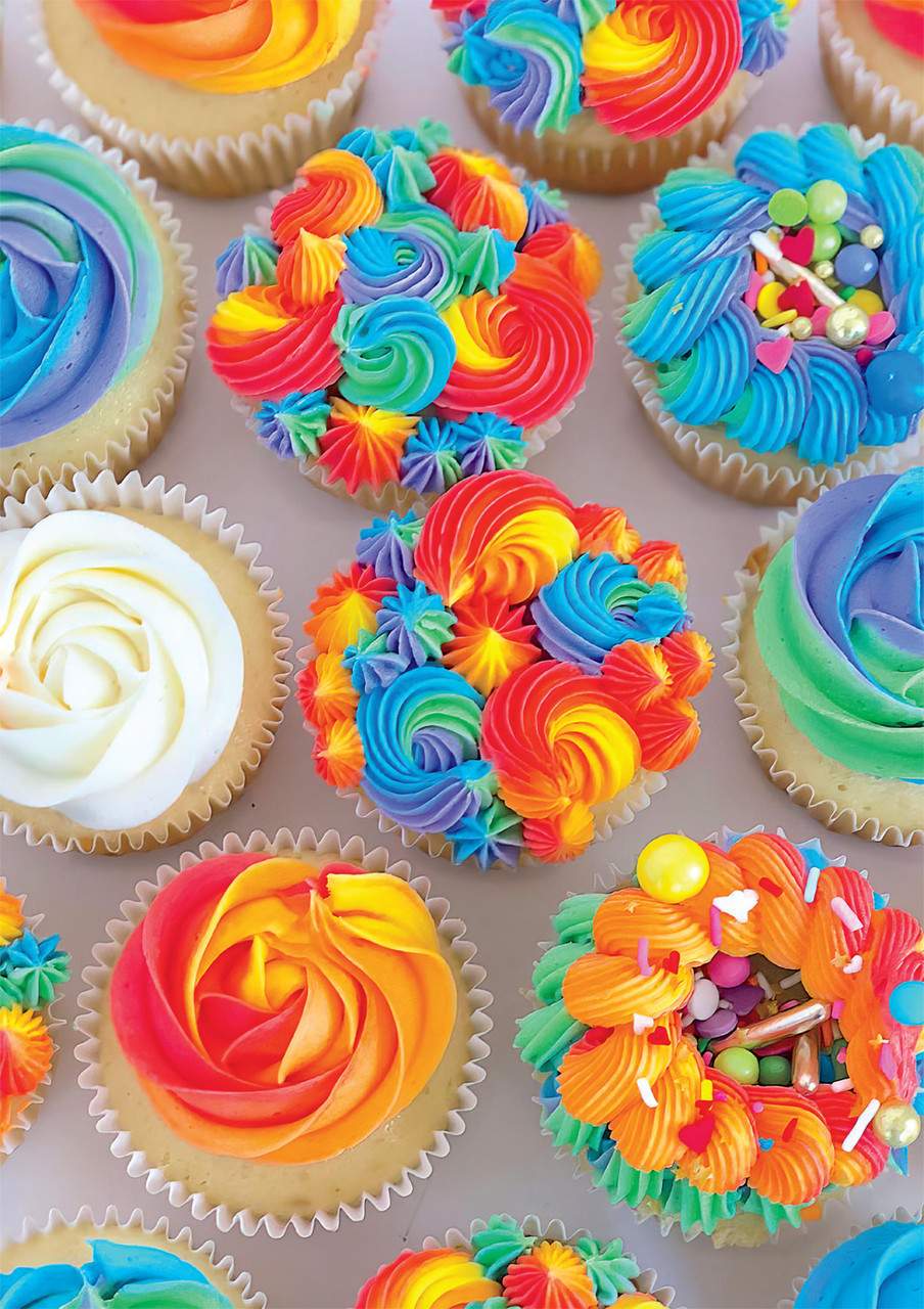 Solve Rainbow Cupcakes jigsaw puzzle online with 204 pieces