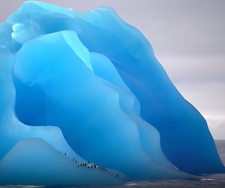 Solve "This mind-blowing iceberg isn’t digital art or Photoshop magic ...