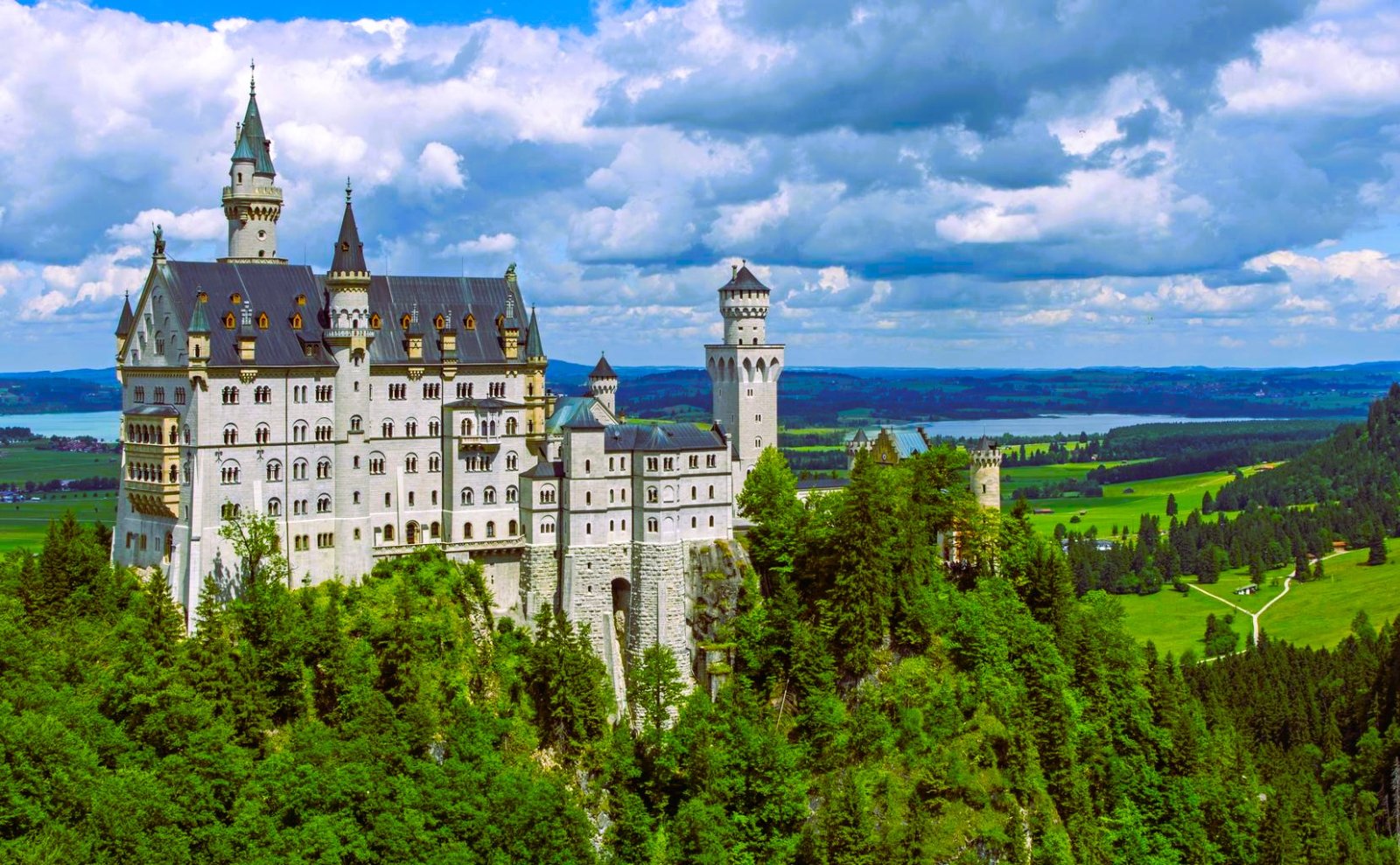 Jigsaw Puzzle | 40 pieces | King Ludwig's Castle in Neuschwanstein ...