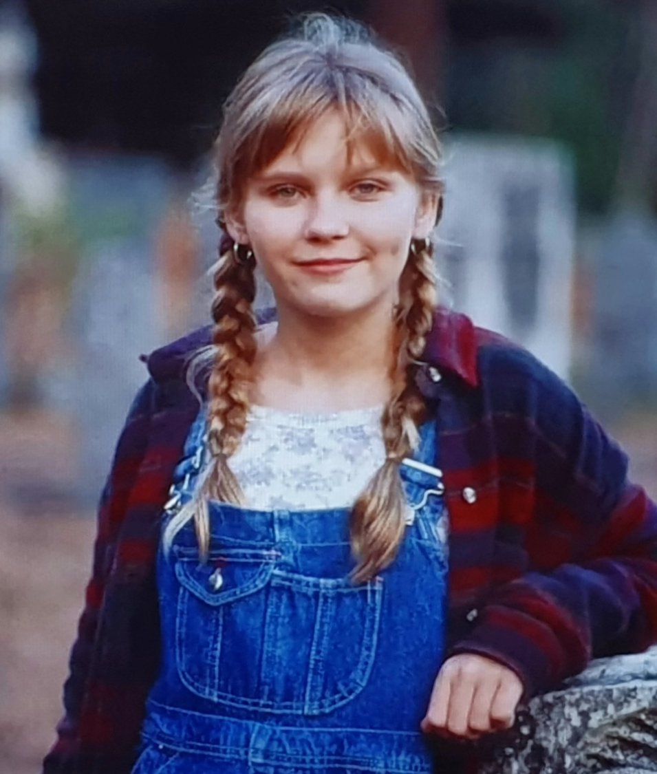 Solve Young Girl Can You Guess Jigsaw Puzzle Online With 20 Pieces