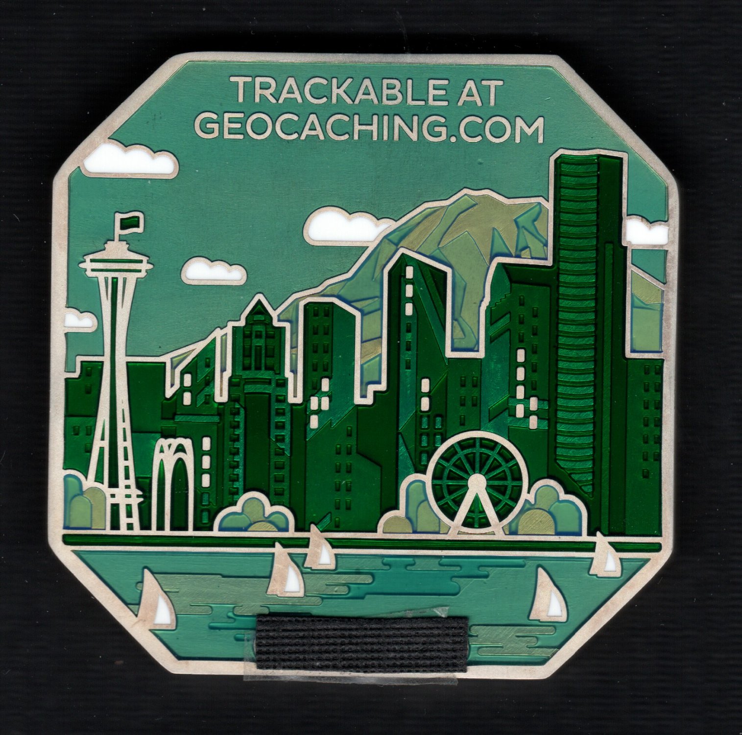 Solve Geocaching HQ Seattle Trackable Geocoin jigsaw puzzle online with ...