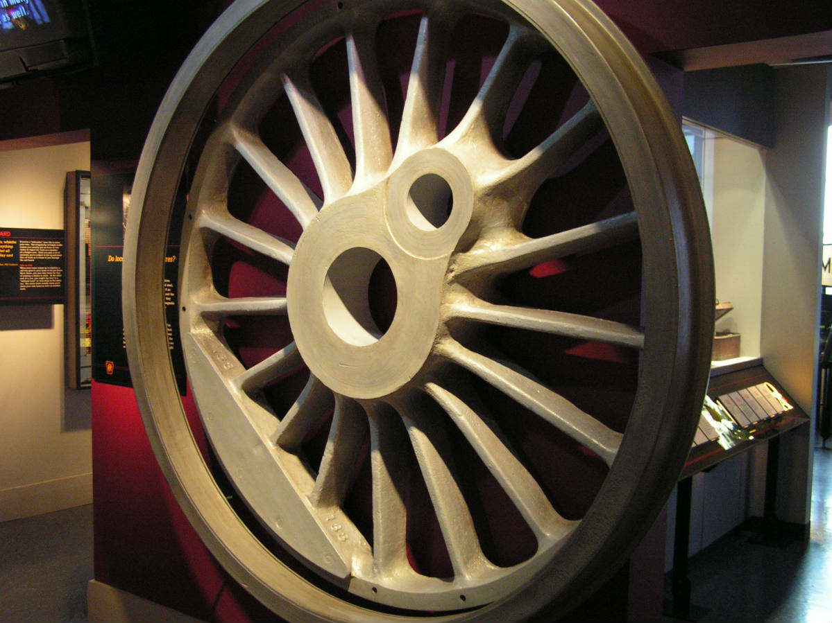 Solve Steam Locomotive Drive Wheel jigsaw puzzle online with 80 pieces