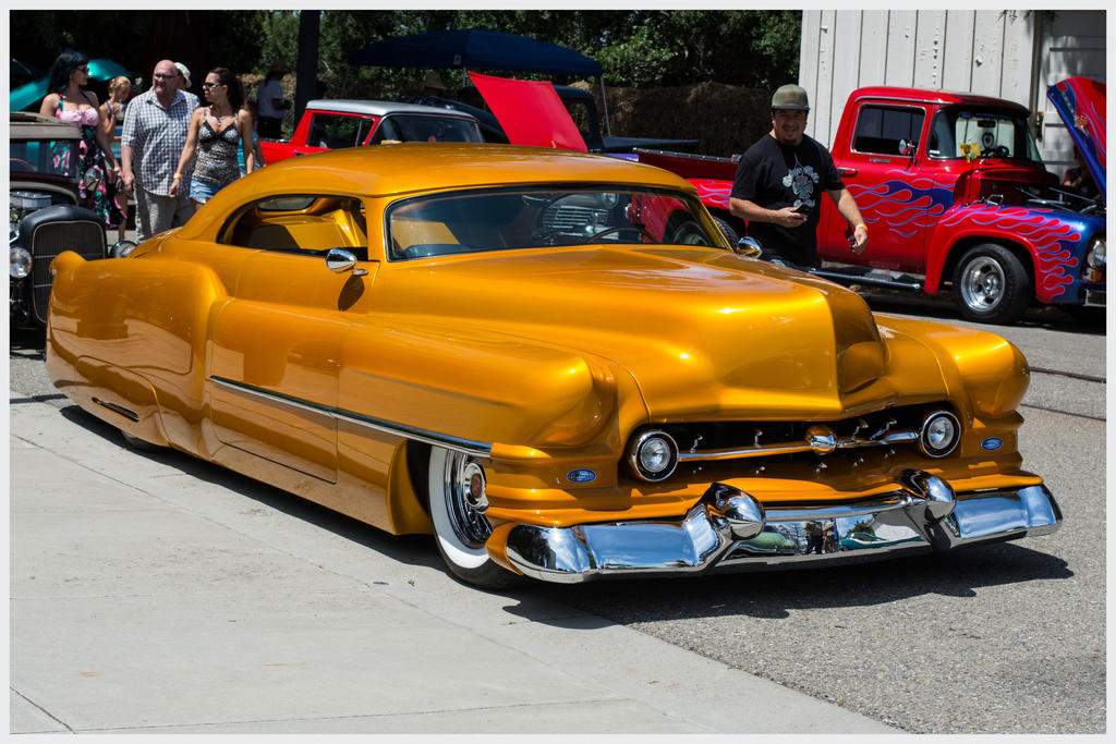 Solve 51 Custom Cadillac like_a_rocket__. Bandit.... jigsaw puzzle ...