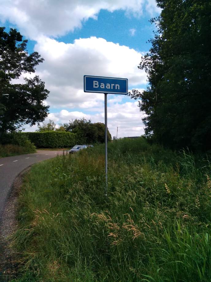 Solve Baarn Utrecht Netherlands jigsaw puzzle online with 12 pieces