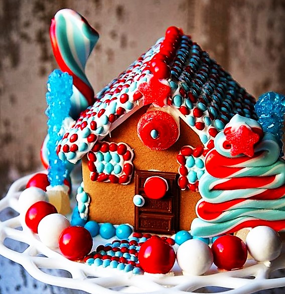 Solve Christmas Gingerbread House. jigsaw puzzle online with 64 pieces