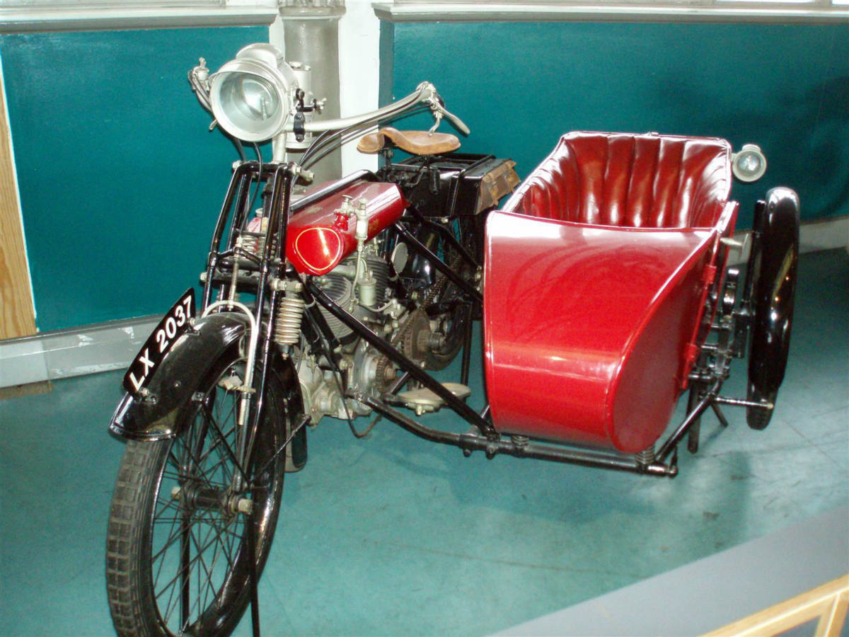 Solve Royal Ruby (Motorcycle & Sidecar) (8) (Large) jigsaw puzzle ...