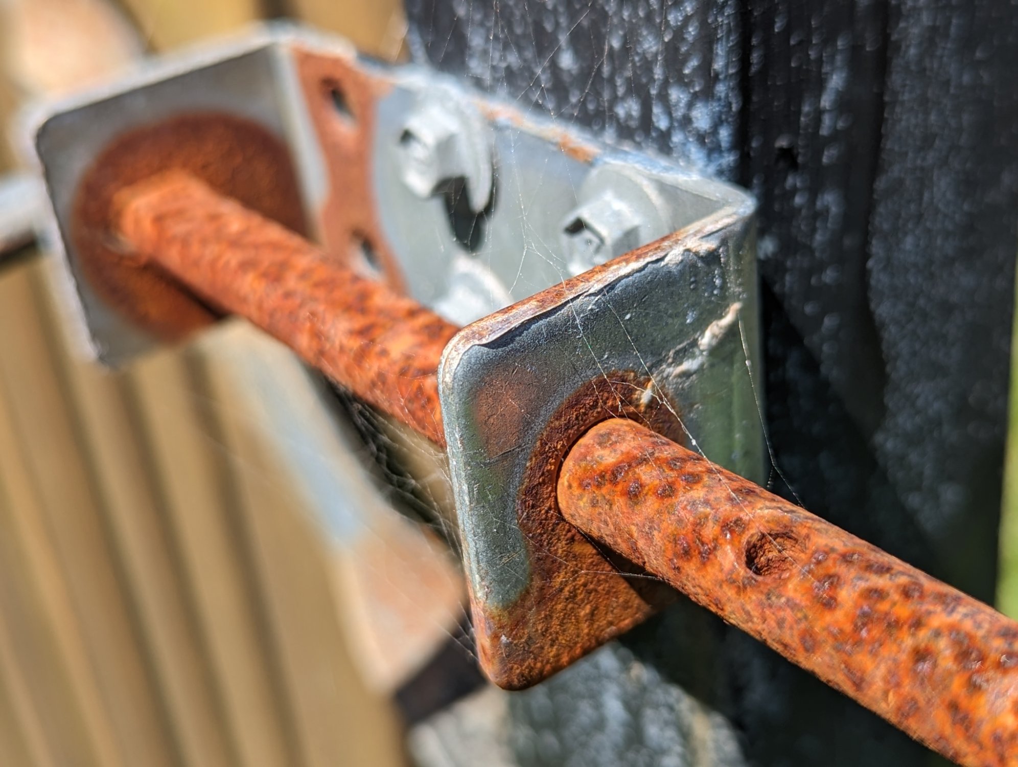 Solve Rusty jigsaw puzzle online with 336 pieces