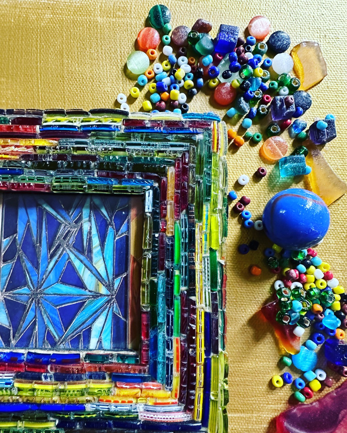 Jigsaw Puzzle | “Colors of glass” | 120 pieces | Jigidi