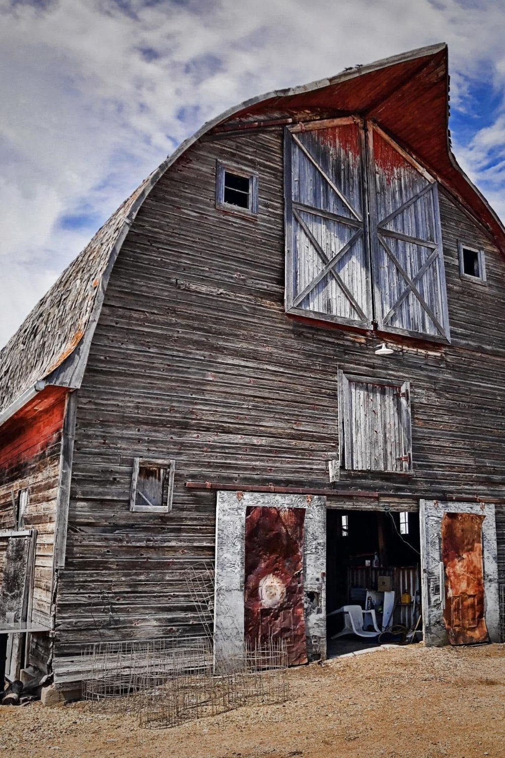 Solve 495623671_1046152314283123_4720674099392683097_n jigsaw puzzle ...