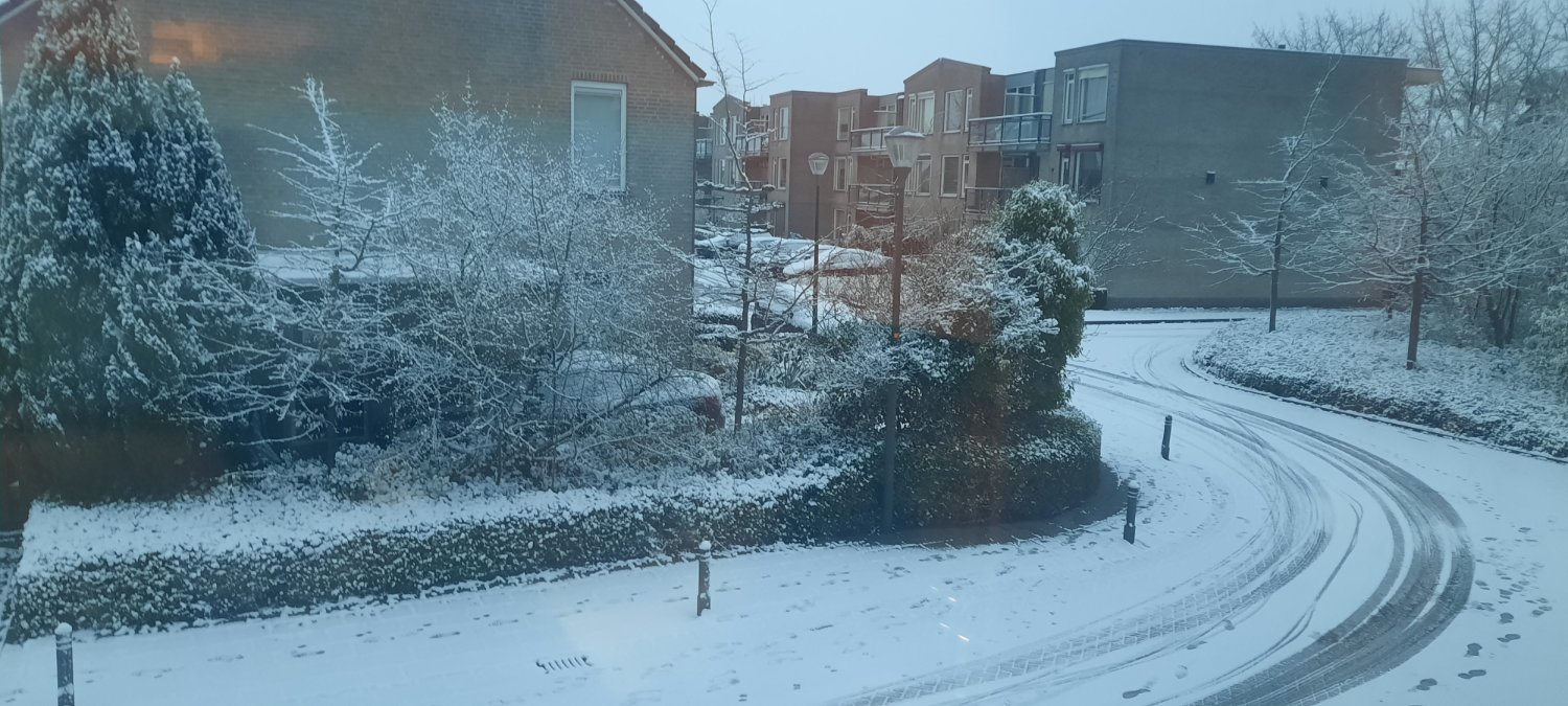 Solve and again we have snow in the Netherlands. Picture taken from my ...