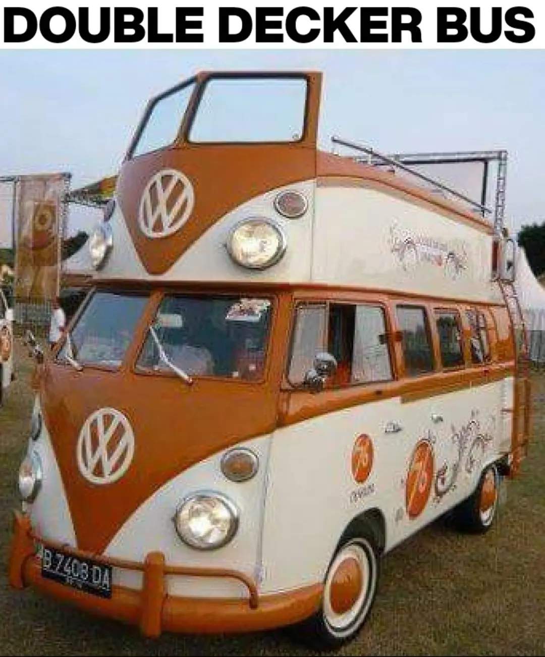 Solve VW double decker bus... Bandit... jigsaw puzzle online with 99 pieces