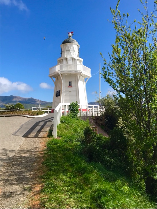 Solve Six-sided Lighthouse jigsaw puzzle online with 12 pieces