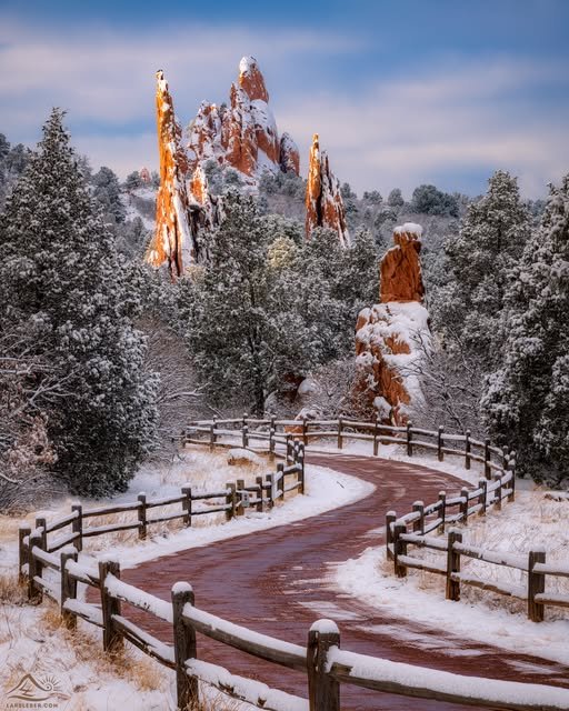Jigsaw Puzzle | 80 pieces | Garden of the Gods, Colorado | Jigidi
