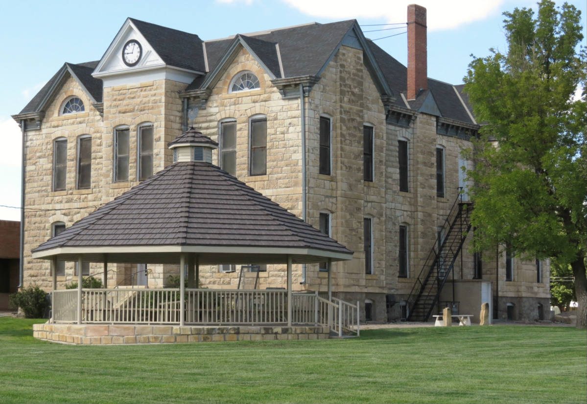 Solve Historic Greely County Courthouse In Tribune, Kansas jigsaw ...