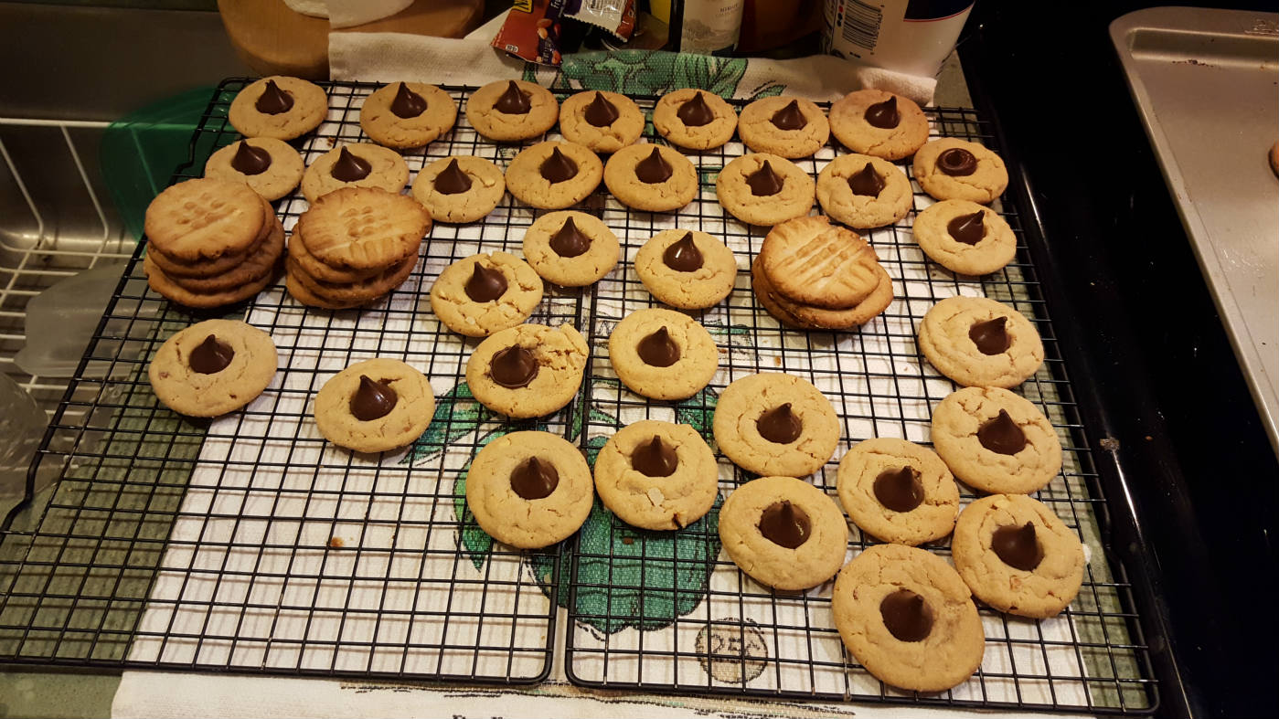 Solve Peanut Butter jigsaw puzzle online with 112 pieces