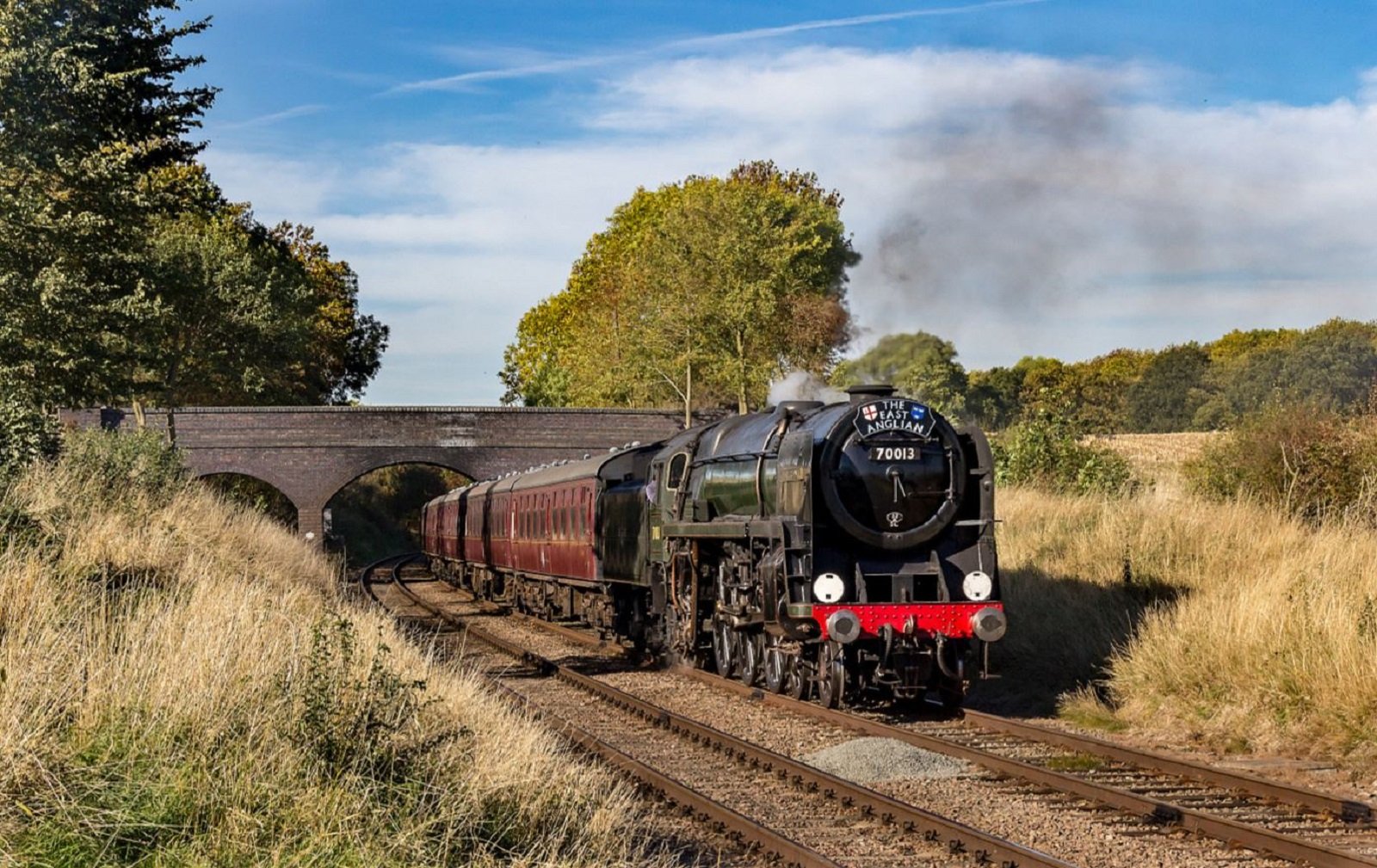 Solve BR Standard Class 7 4-6-2 70013 Oliver Cromwell at Rabbits Bridge ...