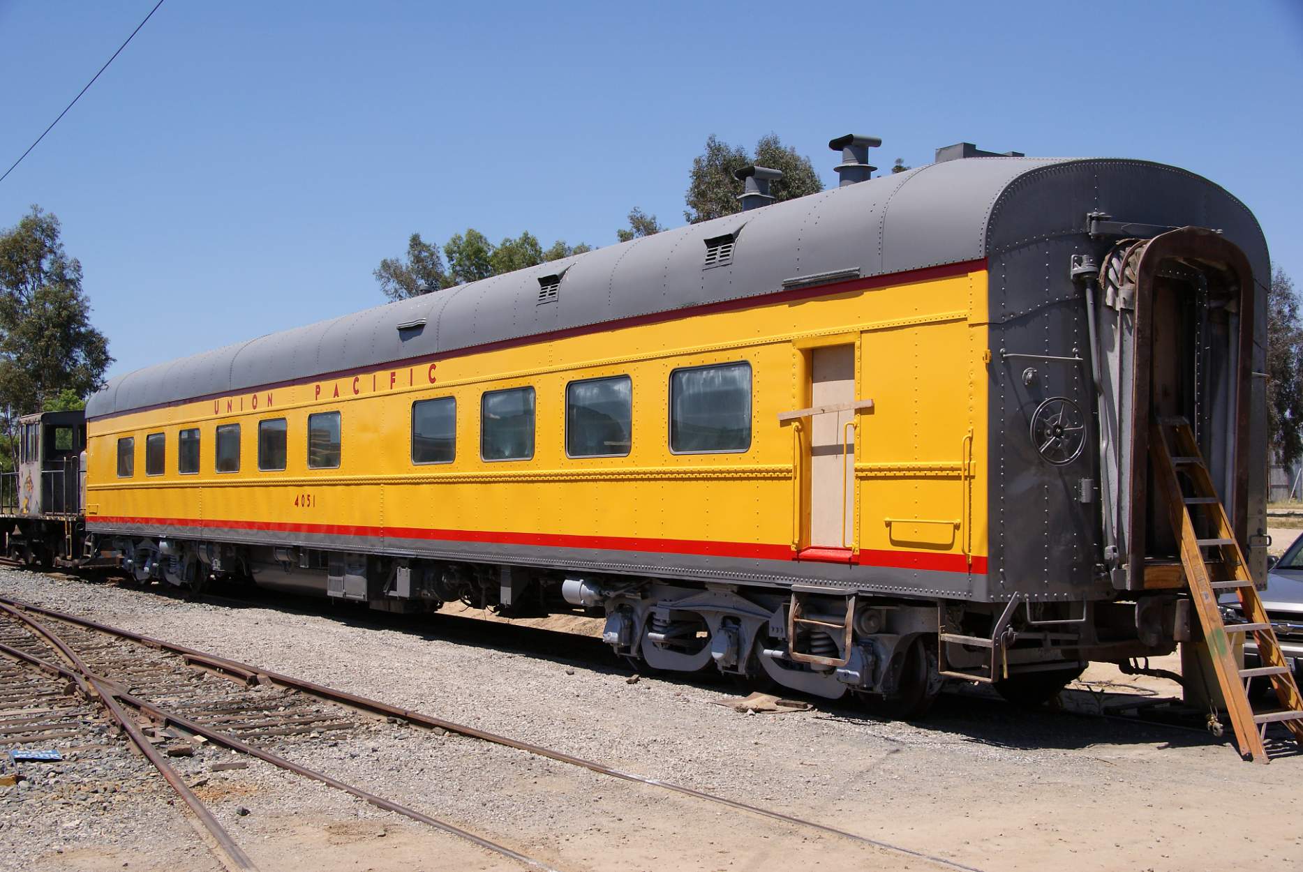 Solve Vintage Union Pacific Passenger Car jigsaw puzzle online with 150 ...