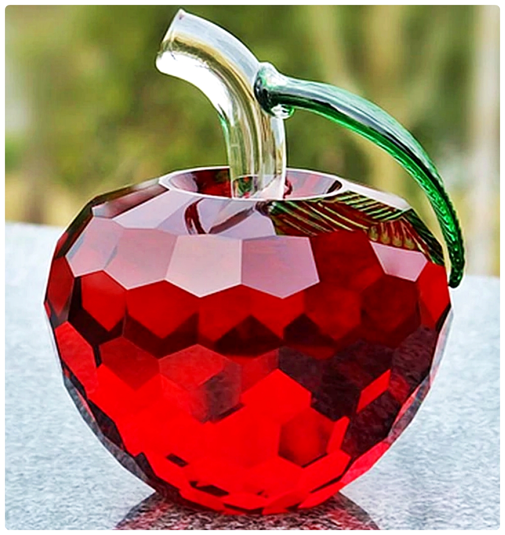 Solve Cut Crystal Crispy Red Glass Apple jigsaw puzzle online with 306 ...