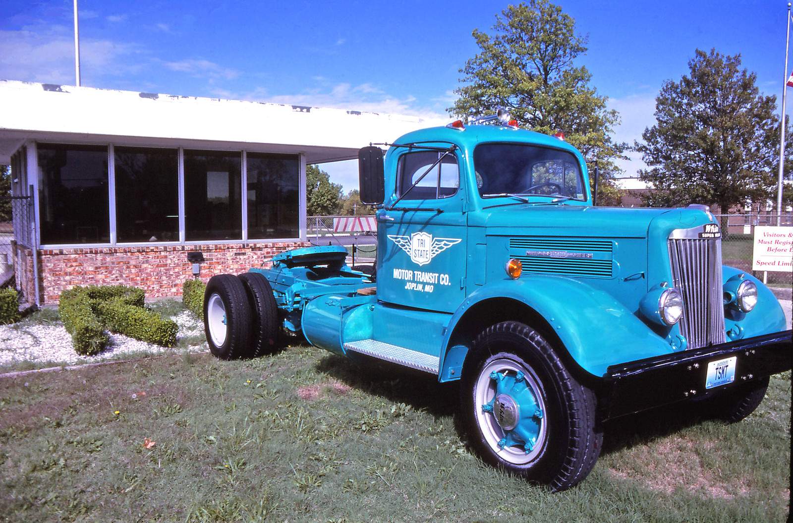 Solve 1948 white tri state motor transit jigsaw puzzle online with 150 ...