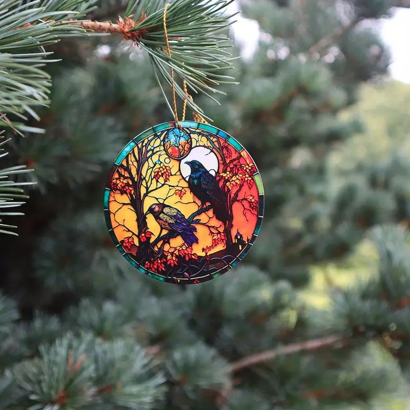 Solve Crow Ornament jigsaw puzzle online with 16 pieces