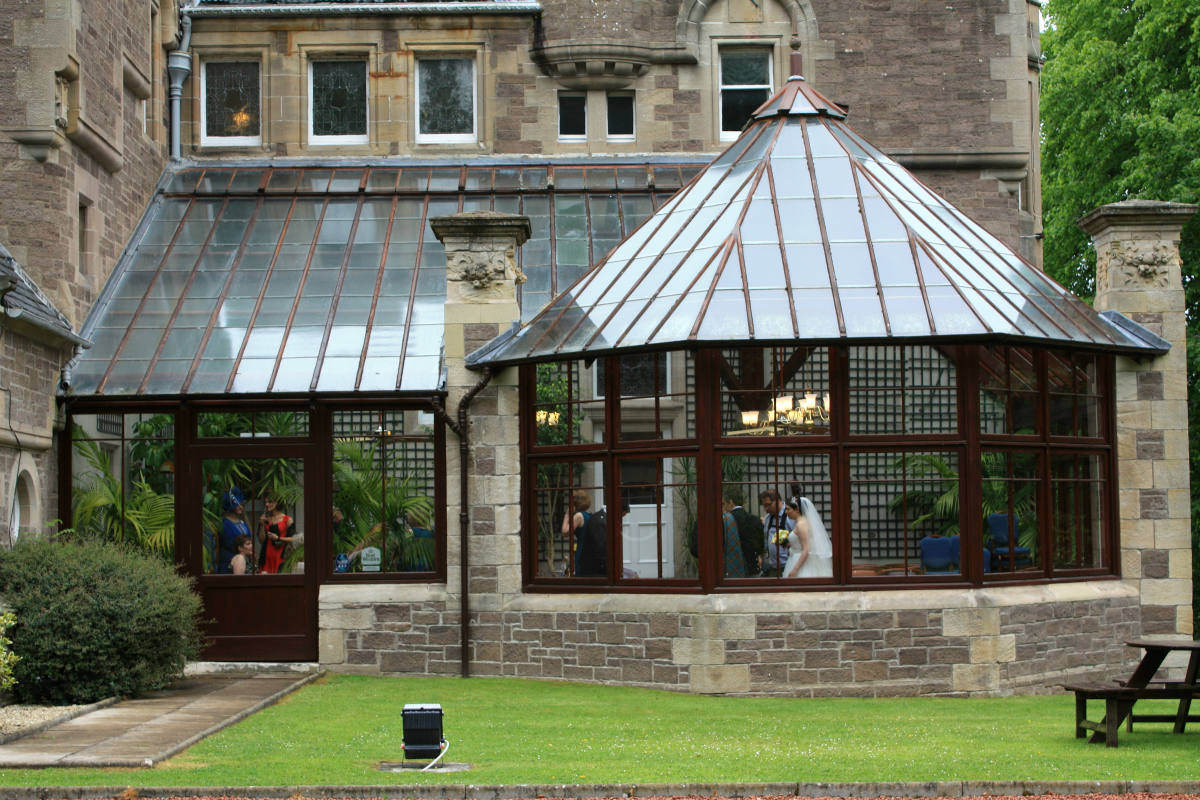 Solve Cartland Bridge Hotel, Lanark, Scotland jigsaw puzzle online with ...