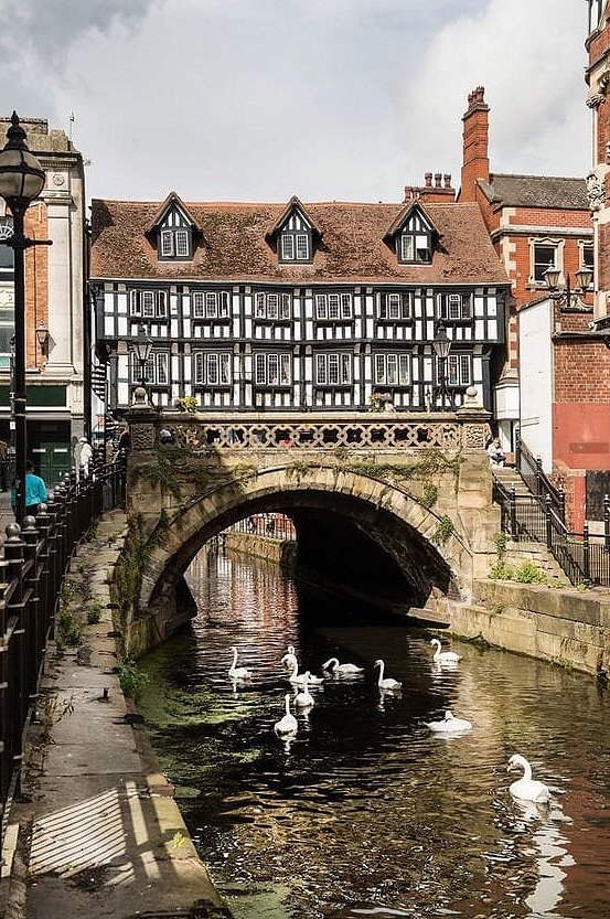 Solve Medieval & Tudor Period Buildings Group jigsaw puzzle online with ...